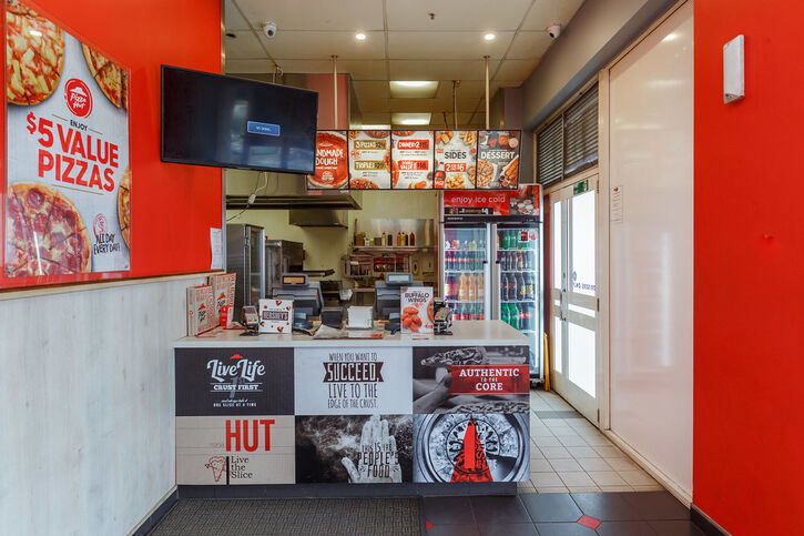 Pizza Hut at Richmond… | Richmond Shopping Mall Nelson - Pak n Save ...